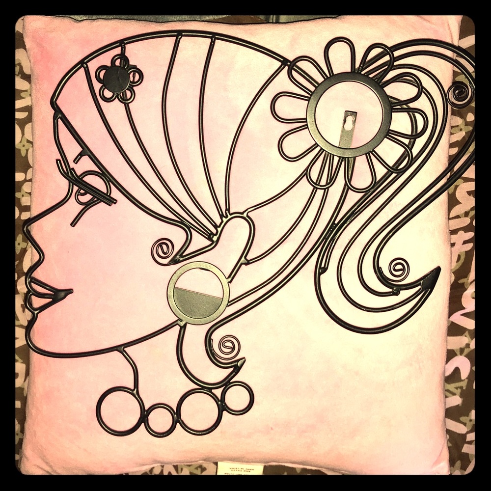 Adorable Barbie Metal Wall Art. - Gem